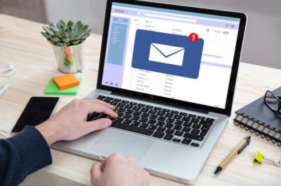 How to Write a Professional Email in Mandarin
